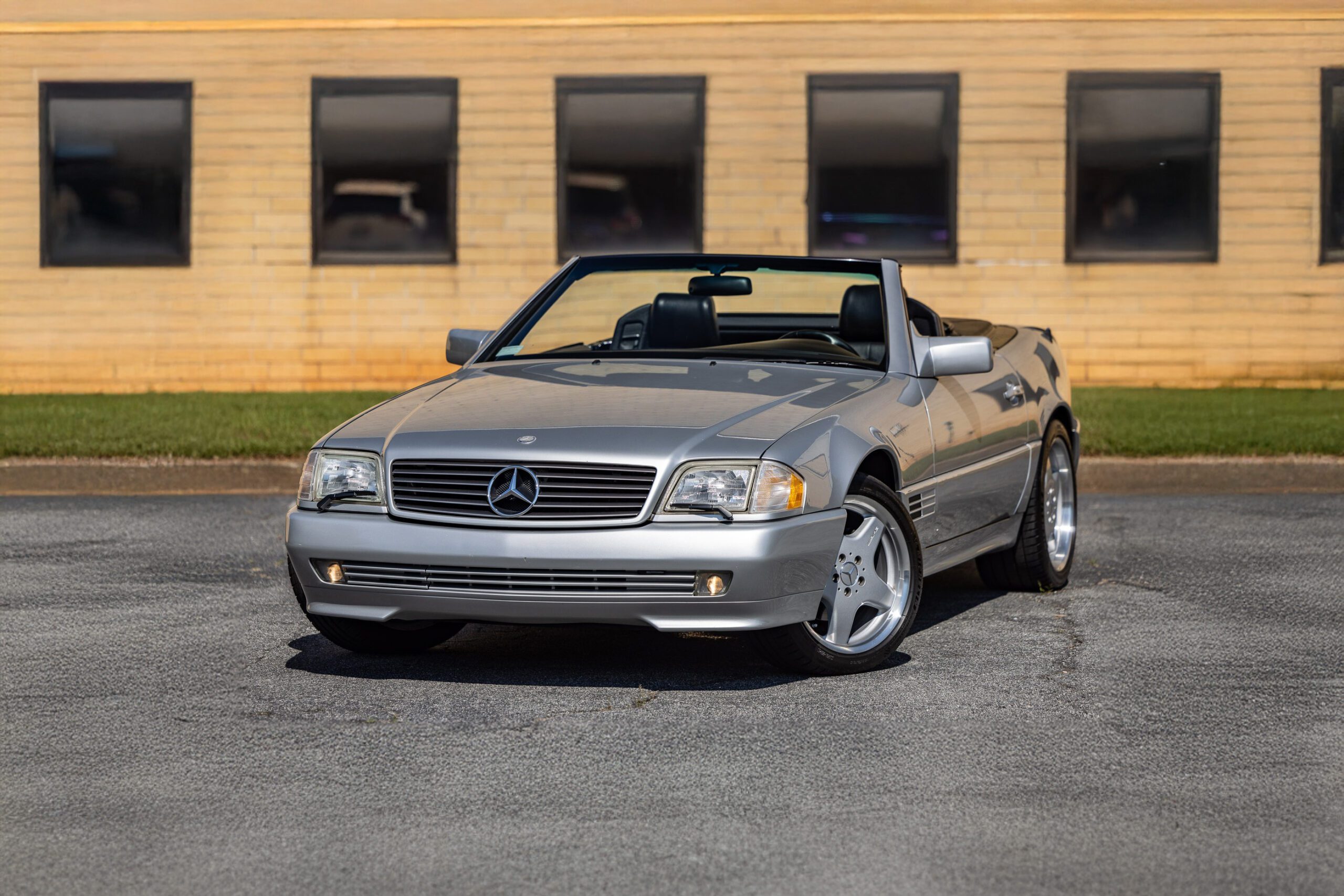 WDBFA61E1PF083447 1993 Mercedes-Benz 300 SL - Merlin Auto Group